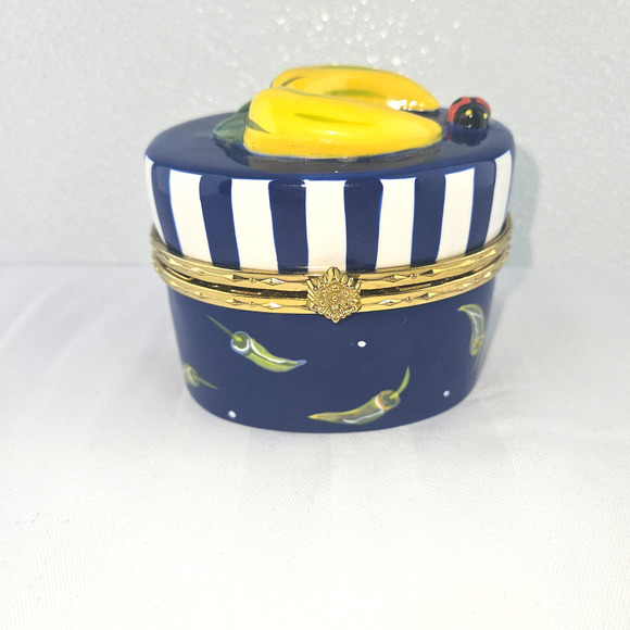 Eileen Tramonte | Jewelry | Eileen Tramonte Trinket Jewelry Box W ...